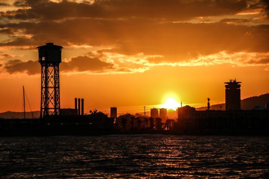 Barcelona: Sunset Live Sax and Sailing Experience with Tapas - The Itinerary and Experience Breakdown