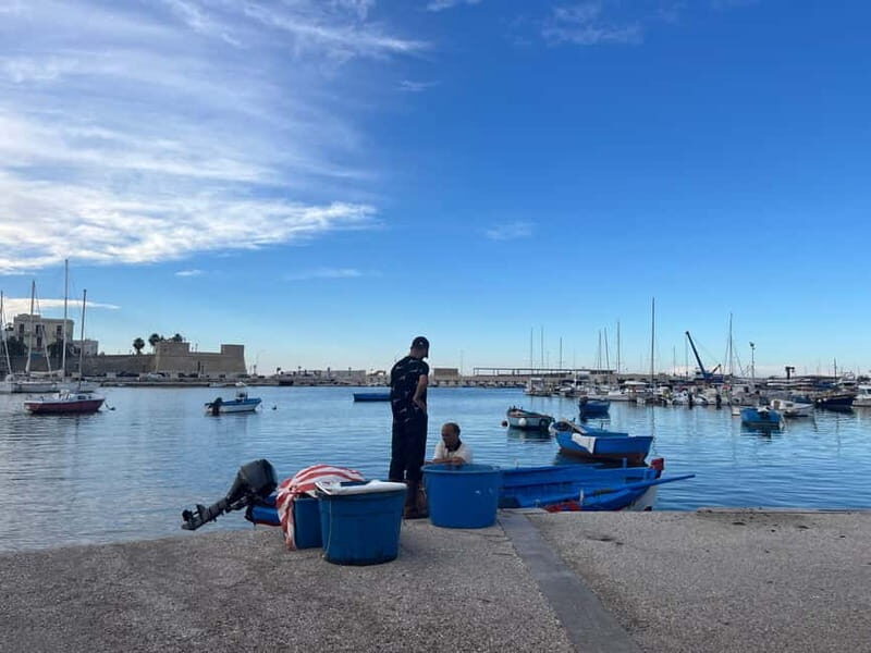 Bari Sunset and Tapas: Street Food Tour with Local Guide - Why This Tour Works for Different Travelers