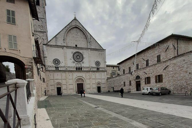 Basilica of St. Francis of Assisi. Tour with official guide - Why This Tour Offers Great Value