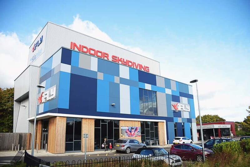 Basingstoke: Indoor Skydiving Experience with 2 Flights - The Flight Process and Instructor Role