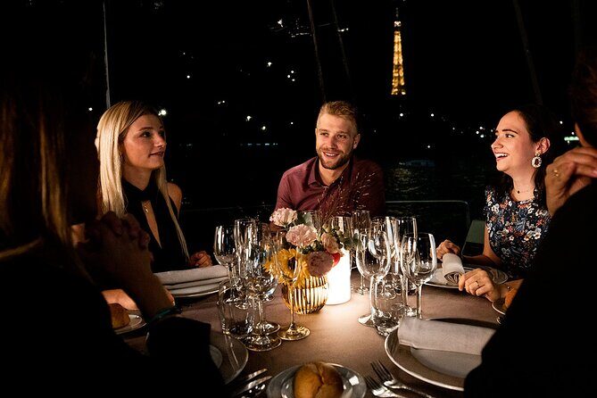 Bateaux Parisiens Seine River Gourmet Dinner & Sightseeing Cruise - The Itinerary in Detail