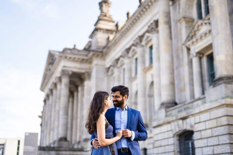 Berlin Love Story: Surprise Proposal Photography Session - What to Expect During the Photoshoot