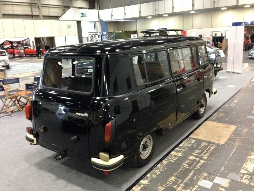 Berlin: Private 2-Hour Sightseeing Tour in Classic GDR Van - What to Expect During the Tour