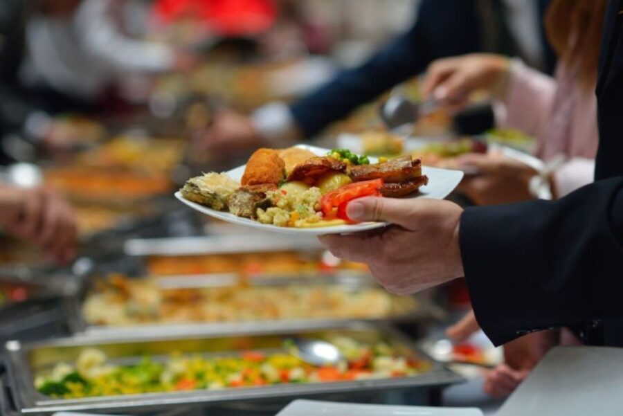 Bonn: Sunday Brunch Buffet with Cologne live music - Practical Details and Tips