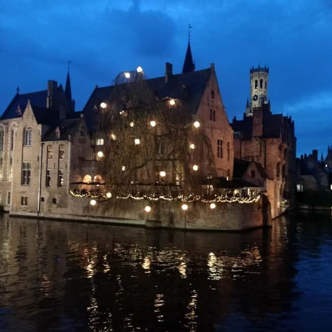 Bruges, Bike Tour with Chocolate Tasting & Hot Wine/Chocolat - Detailed Breakdown of the Itinerary and Highlights