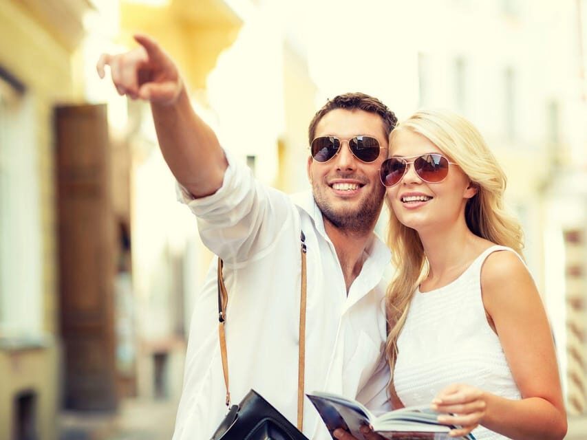 Cala Millor: AdventureDate, fun game, city walk for couples - Who Would Love This Tour?