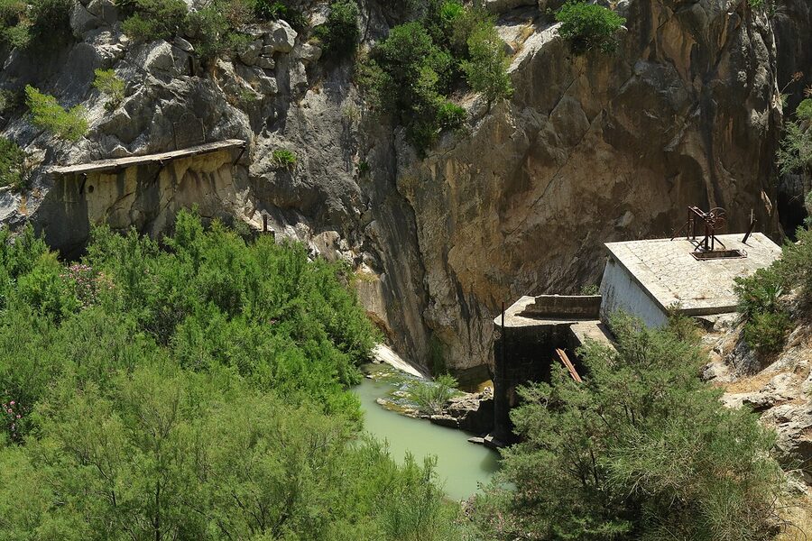 The old dam at the entrance to the Desfiladero de los Gaitanes
