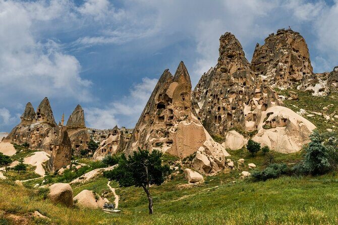 Cappadocia Guided Red Tour with Lunch & Entrance Fees - In-Depth Breakdown of the Itinerary