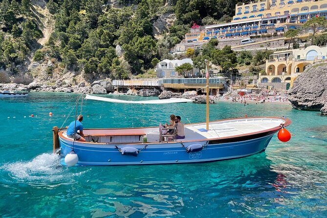 Capri tour with "Gozzo" (3 hours) - Who Should Consider This Tour?