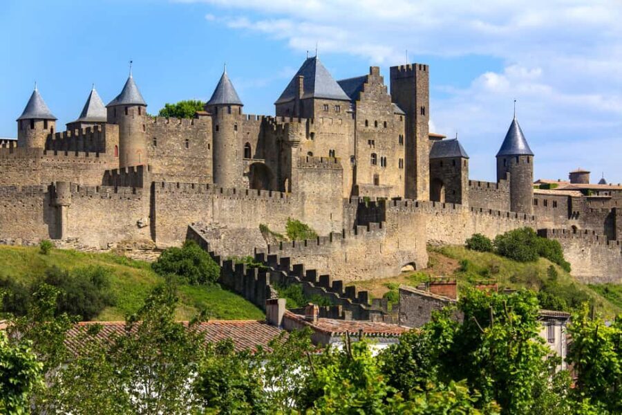 Carcassonne: 2-Hour Best Intro Walking Tour with a Local - Who Should Consider This Tour?