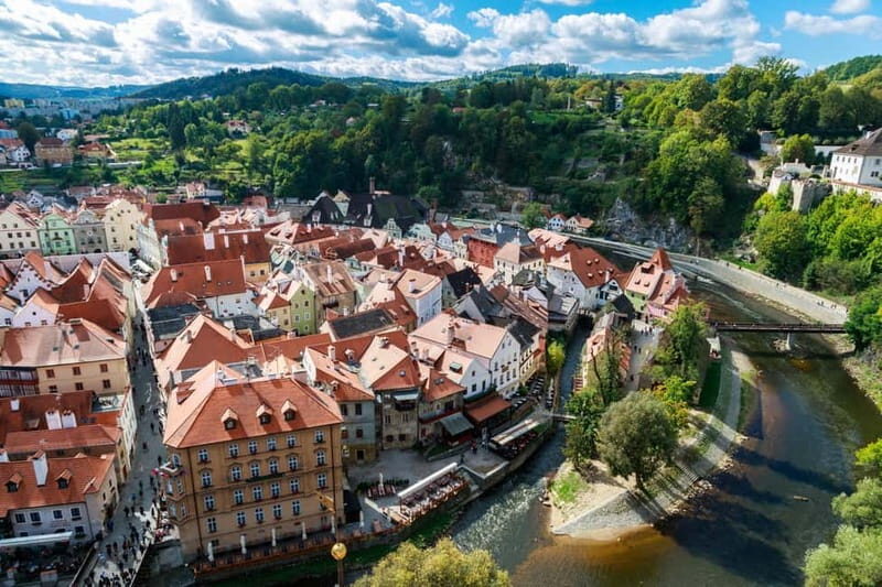 Cesky Krumlov: Express Walk with a Local in 60 minutes - Practical Details and Considerations