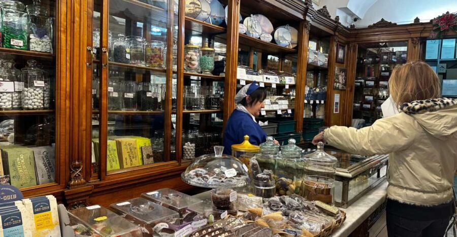 Chocolate and Pastry tasting tour in Napoli Old Town - Why This Tour Offers Great Value