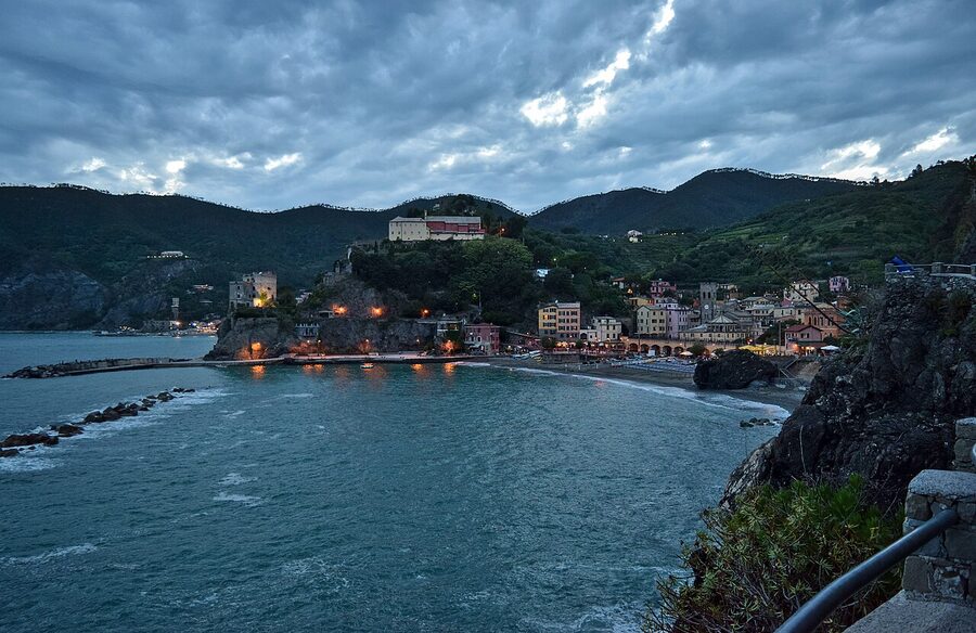 Porto di Monterosso al Mare harbour Cinque Terre