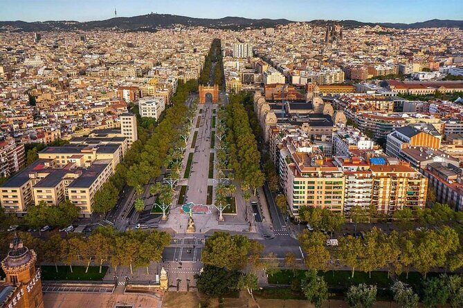 City Tour Barcelona - Exploring the Itinerary in Depth