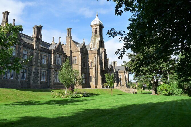 Clyde Coast Tours, see the stunning river Clyde and Argyll hills from Glasgow - Practical Details