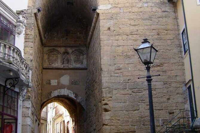 Coimbra Downtown: Private walking tour with tickets - Logistics and Practicalities