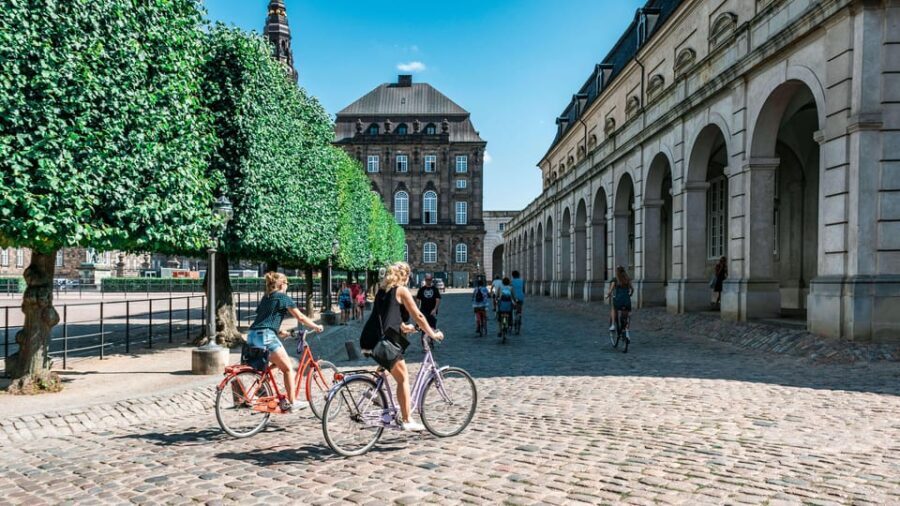 Copenhagen: 3-hour Private Guided Bike Tour - A Closer Look at the Itinerary