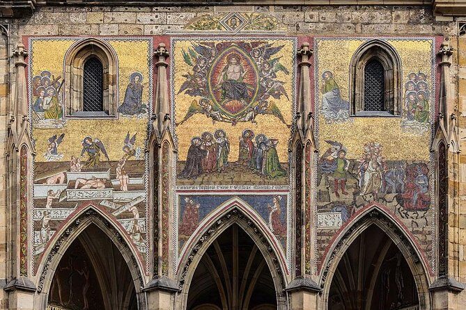 Crowd Free Prague : Early Morning City Private Walking Tour - The Itinerary in Detail