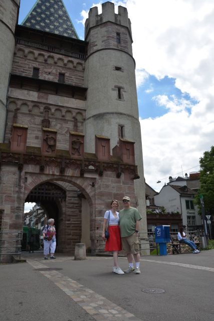 Customizable walking tour with local photographer - A Closer Look at the Tour Experience