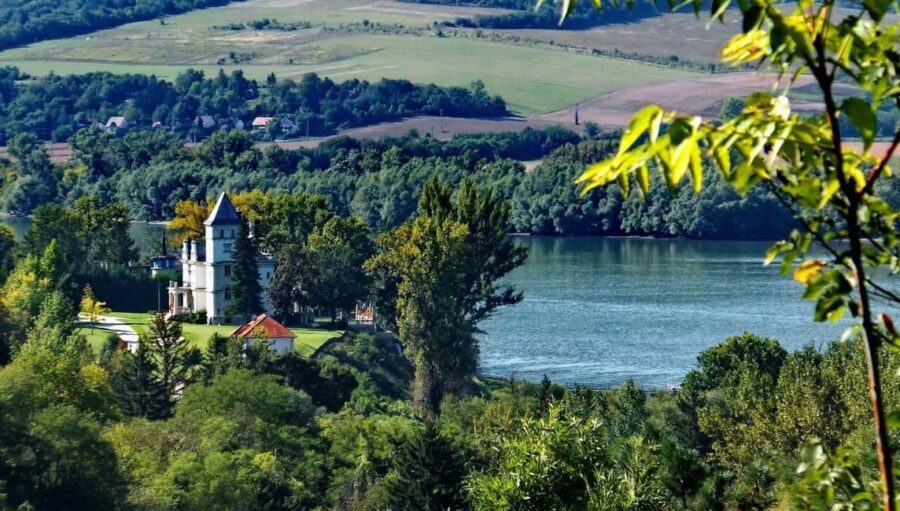 Danube Bend Day Trip - Nature Escape to Zebegény - The Experience: What Sets It Apart