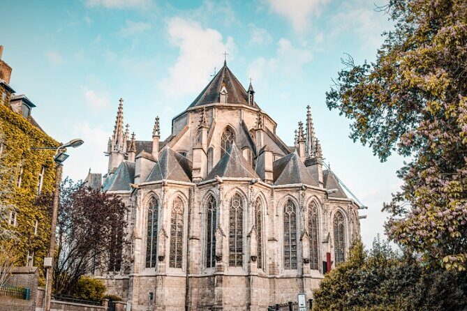 Discover Mons while playing! Escape game - The alchemist - What to Expect on the Route