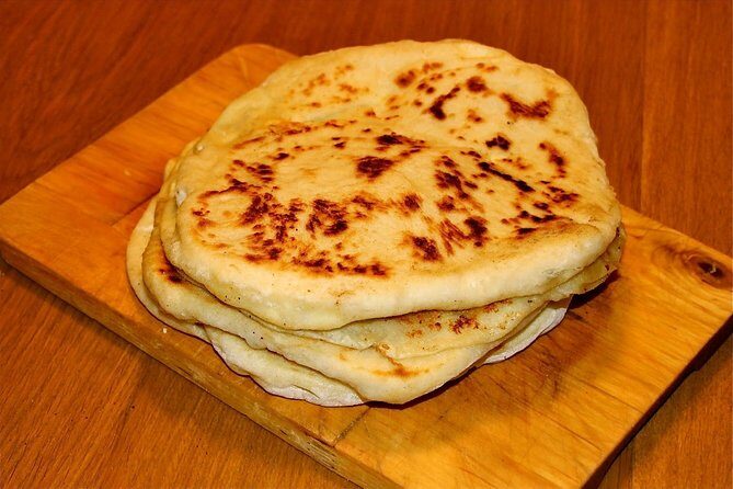Discover Oradea - Walking Tour with Local Food Tasting - Why This Tour Is Worth Considering