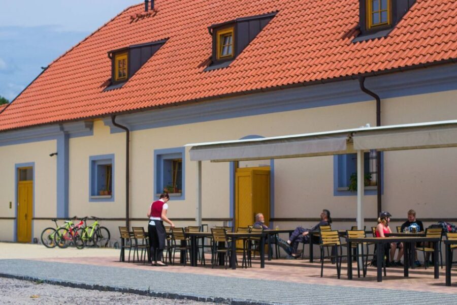E-Bike Day Trip: Visit a Roman Castle and Taste Craft Beer - What’s Included and What to Consider