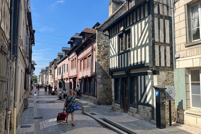 e-Scavenger hunt Honfleur: Explore the city at your own pace - Each Stop in Honfleur’s Treasure Hunt