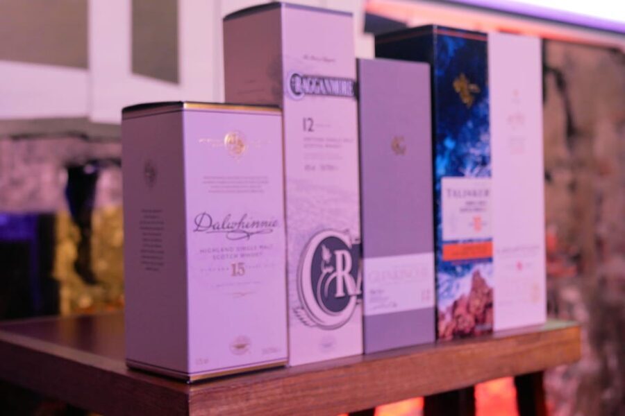 Edinburgh: Mountebank Comedy Whisky Tasting - Why This Tour Offers Great Value