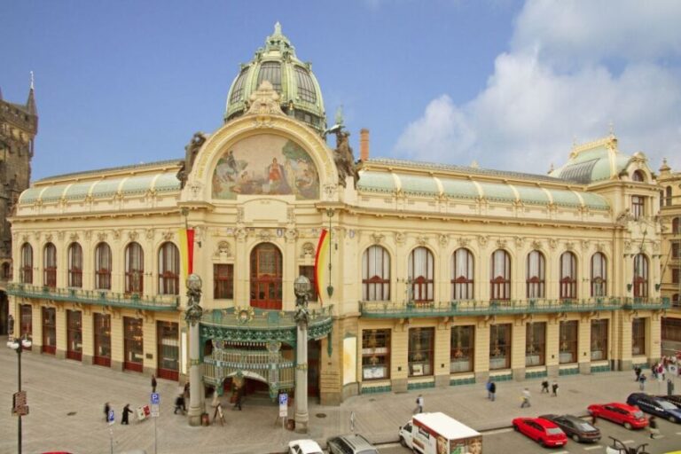 Essential Prague Walking Tour - Frequently Asked Questions