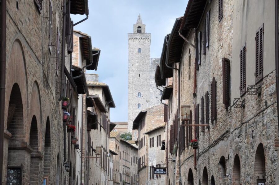 Florence: Full-Day Private Tour of Chianti and San Gimignano - Who Is This Tour Best For?