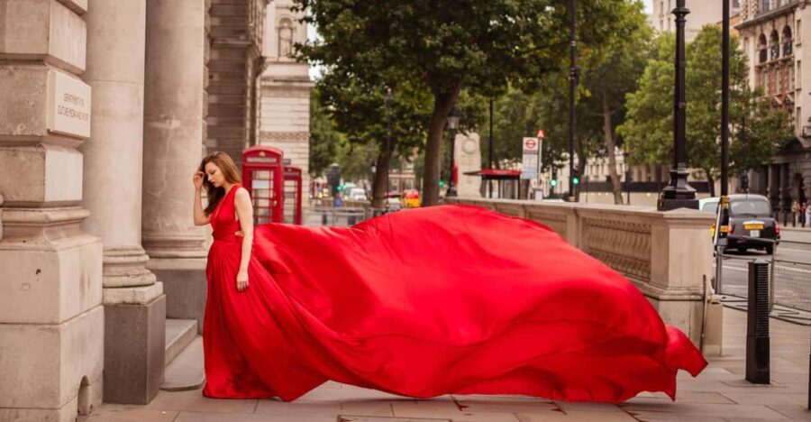 Flying dress professional photoshoot with pro photographer - Overview of the Experience
