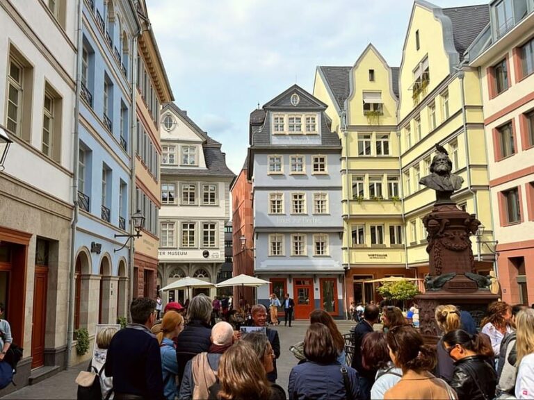 Frankfurt: Discover the heart of Frankfurt  a city tour in Russian - What Makes This Tour Stand Out?