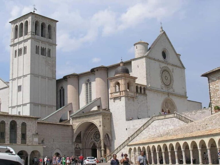 From Florence: Assisi and Orvieto in a Full-Day Tour - Exploring the Assisi and Orvieto Full-Day Tour