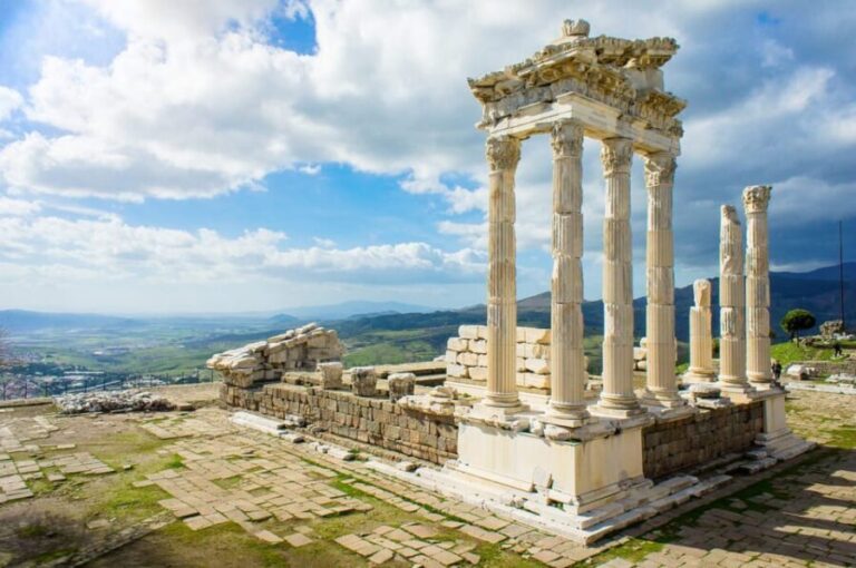 From Izmir: Private Day Trip to Acropolis of Pergamon - Morning Pickup and Drive