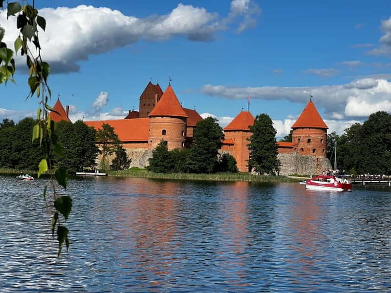 From Kaunas: Rumsiskes open air museum and Trakai castle - The Value of Guided Experience and Small Group Travel
