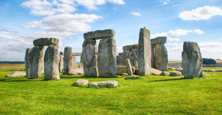 From London: Private Trip to Stonehenge with Hotel Transfer - The Visitor Center and Artifact Exhibits