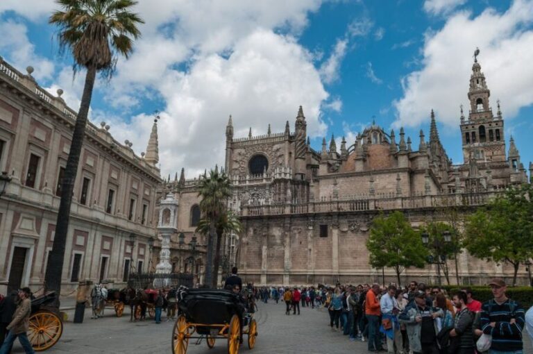 From Malaga: Private Seville, Alcazar and Cathedral Day Trip - Exploring Seville in Depth