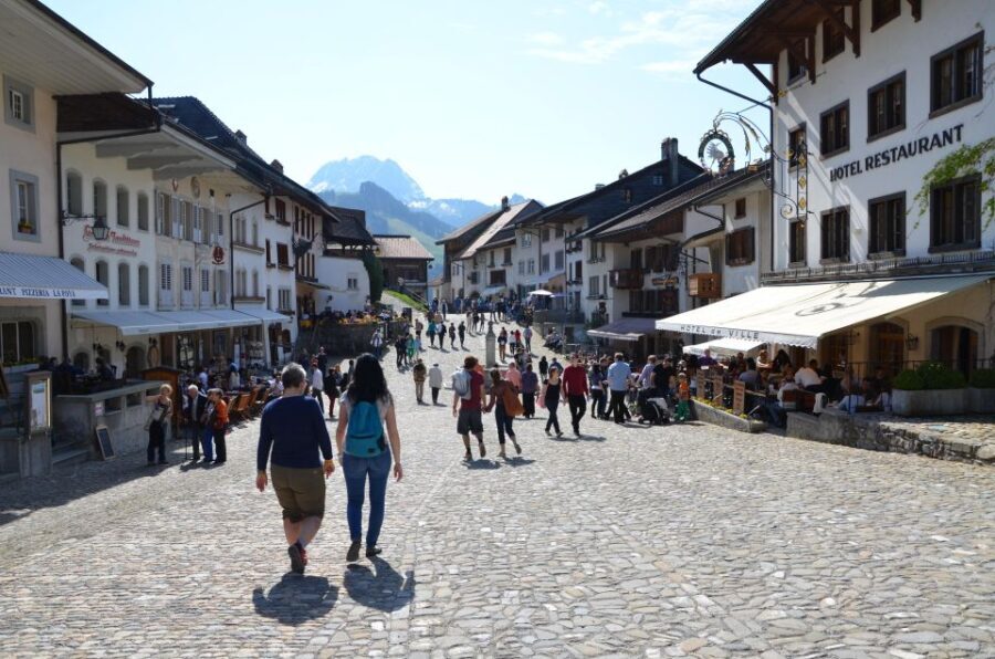 From Montreux, Bern or Gstaad : Gruyères region TOUR - Logistics and Practicality
