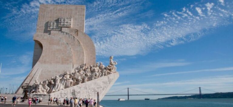 Full city of Lisbon on board of a private car - A Detailed Breakdown of the Itinerary