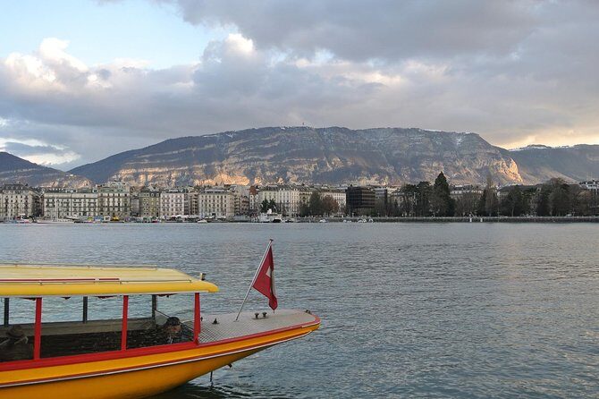 Geneva Private Walking Tour with a Professional Guide - The Guide Experience