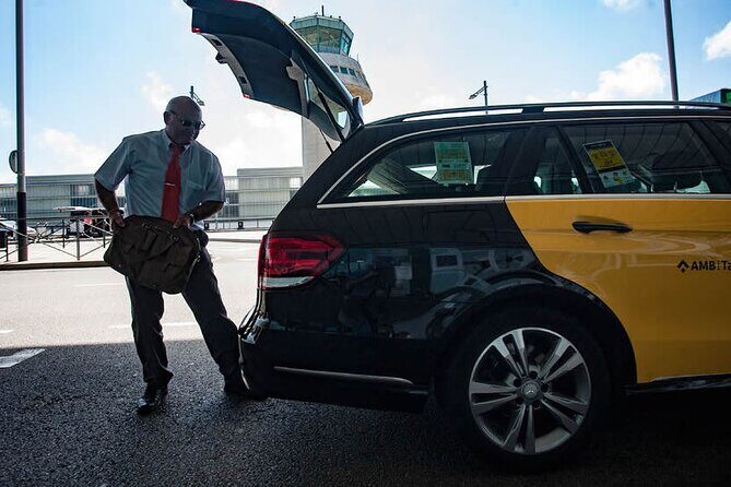 Glasgow Private Transfer from Glasgow city centre to Glasgow (GLA) Airport - Who Will Love This Service?