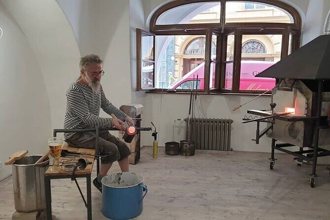 Glass blowing in Prague - The Value of the Experience and Pricing