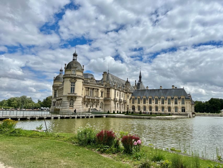 Great Stables of Prince de Conde & Palace Chantilly - The Experience in Detail