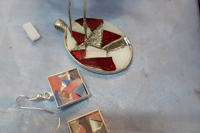 Guided Tiffany Jewellery Workshop in Barcelona 2 Hours - An In-Depth Look at the Tiffany Jewellery Workshop Experience
