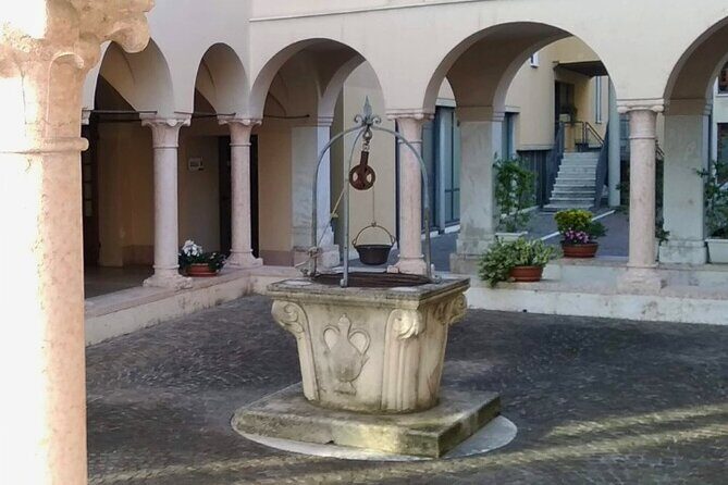 Guided Walking Tour on Verona Hillside - The Experience in Perspective