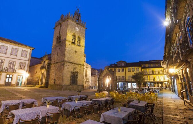 Guimarães: Half Day Private Tour from Porto - Wandering Through the Historic City Center