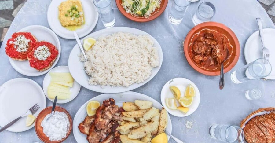 Heraklion City: Greek Food Tasting Walking Tour - The Starting Point: City Center and the Traditional Bakery