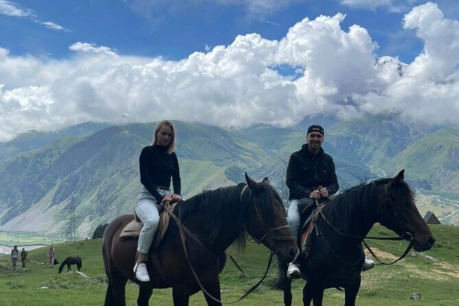 Horse riding tour in Kazbegi - The Guides: Knowledgeable and Friendly