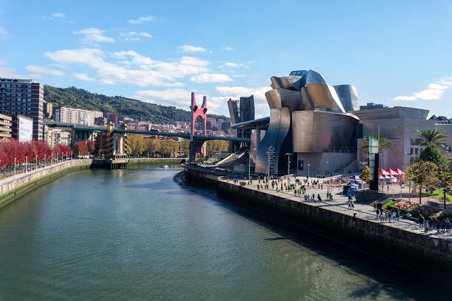 Guggenheim Museum Bilbao with river in foreground